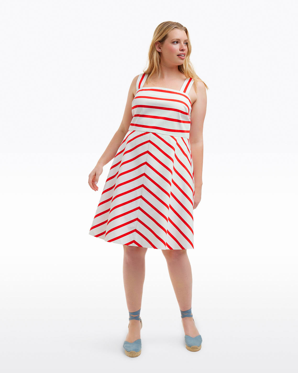 Zoe Love Circle Dress in Red Wentworth Stripe – Draper James